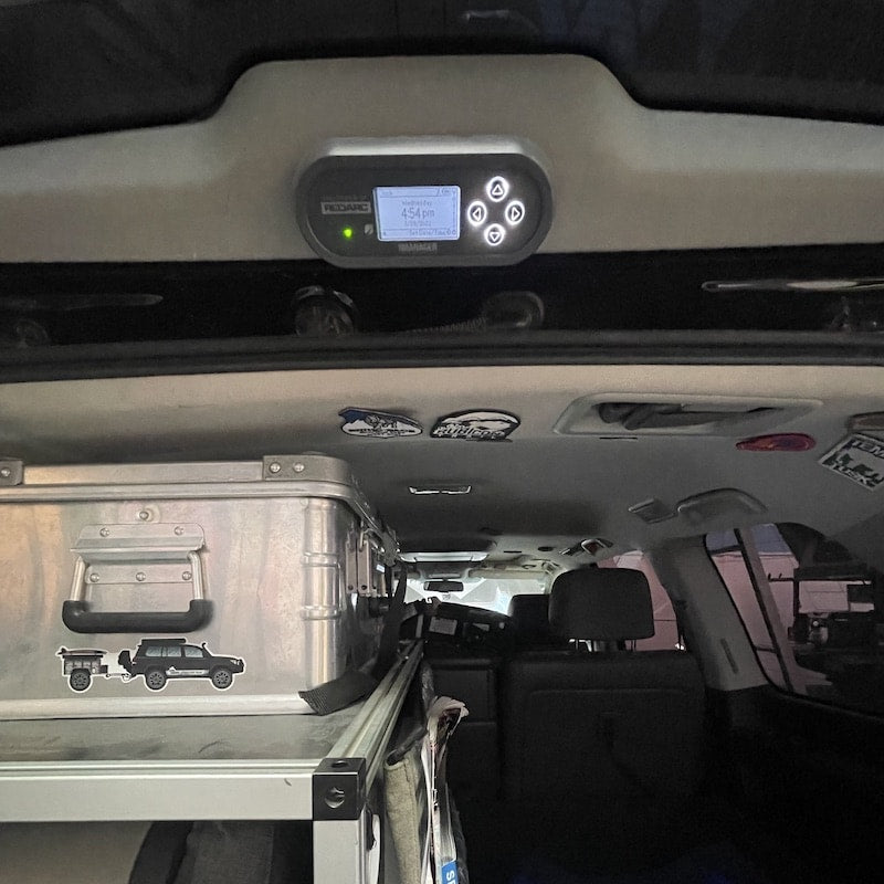 REDARC Manager30 with Classic Display – Rhino Adventure Gear